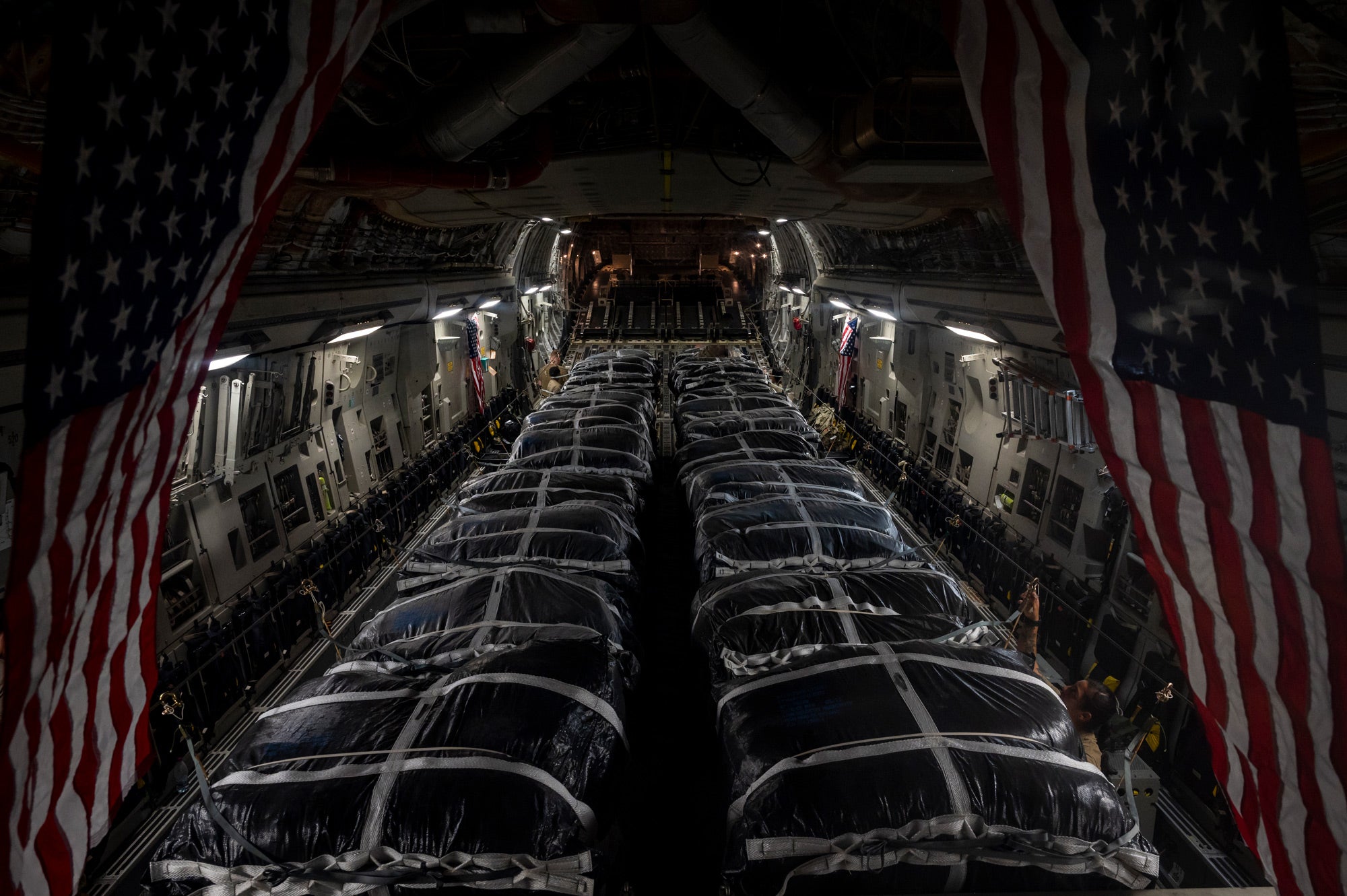 Niche Inc | Manufacturer of Low Velocity Parachutes